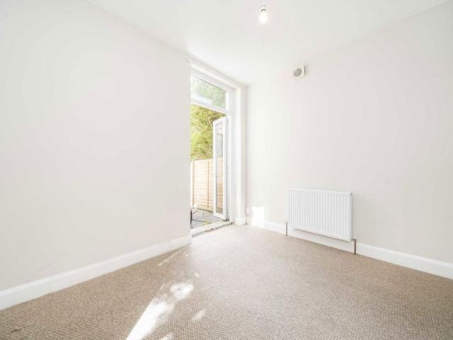 Oakhurst Grove, SE22, London
