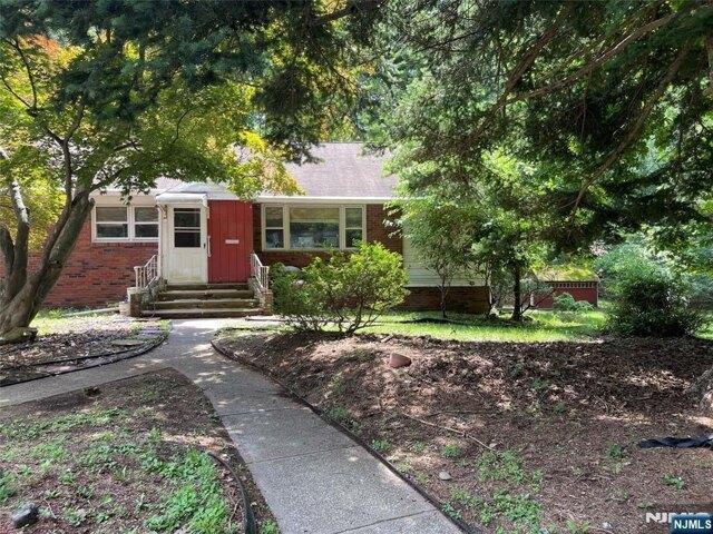 Oakland NJ 07436 104853038