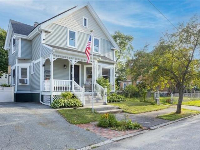 Oakland Ave, Cranston, Home For Sale