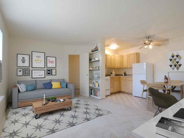 Oakland Apartments Studio Apartment for Rent at 3710 Columbia Pike, Arlington, VA 22204 Douglas Park