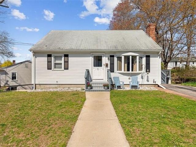 Oakland Dr, West Warwick, Home For Sale