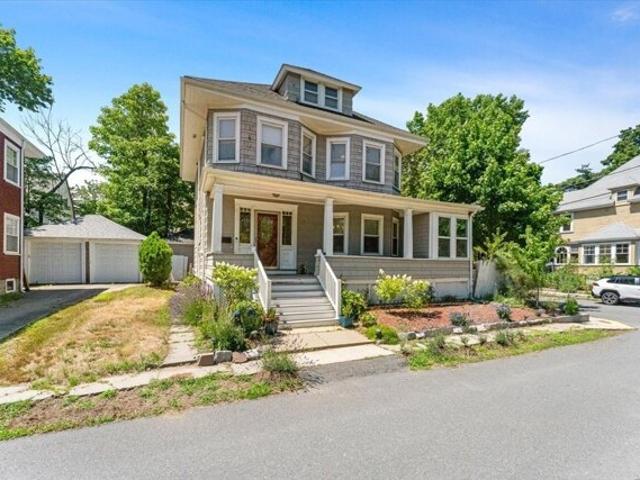 Oakland Park, Medford, Home For Sale