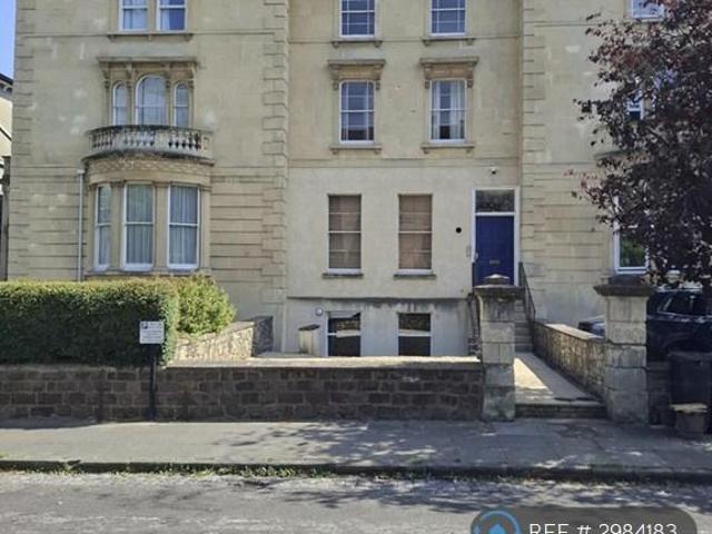 Oakland Road, Bristol, BS6 2 bed flat to rent £2,000 pcm £462 pw