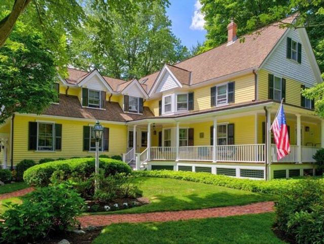Oakland St, Wellesley, Home For Sale