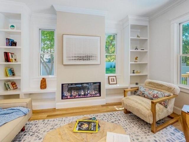 Oakland St, Wellesley, Home For Sale