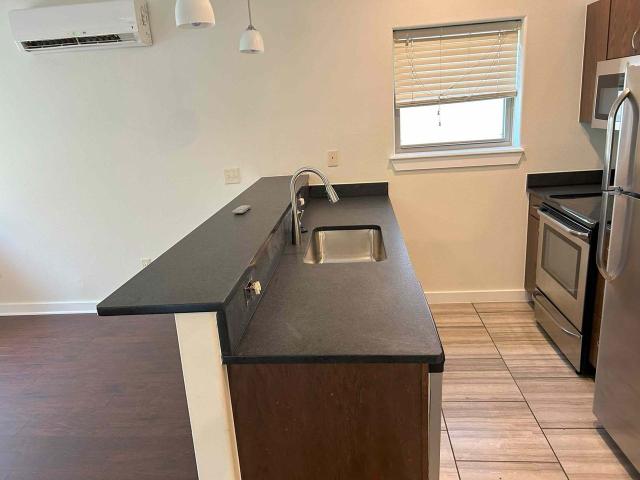 Oakland 3 Bedroom Apartment for Rent at 719 N Oakland Ave, Fayetteville, AR 72701