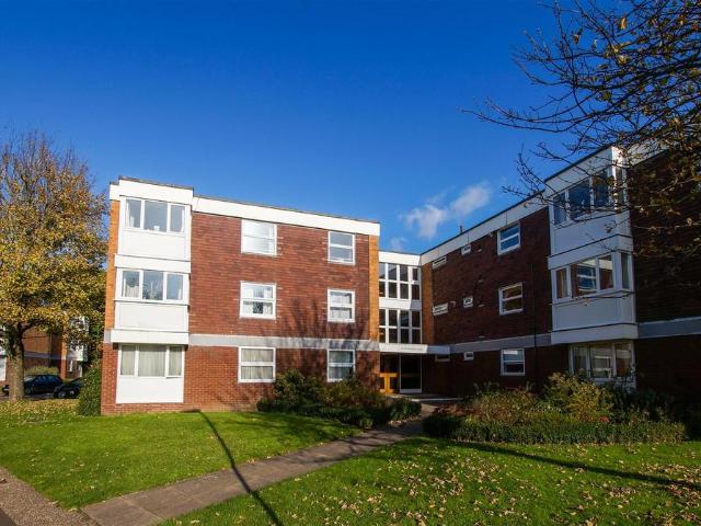 Oaklands Court, Somerstown 1 bed apartment to rent £1,000 pcm £231 pw