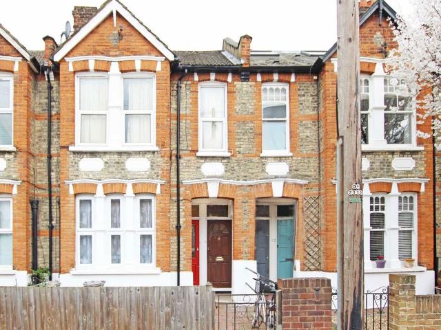 Oaklands Grove, Oaklands Grove W12, 2 bed flat to rent, £2,700 pcm | PrimeLocation
