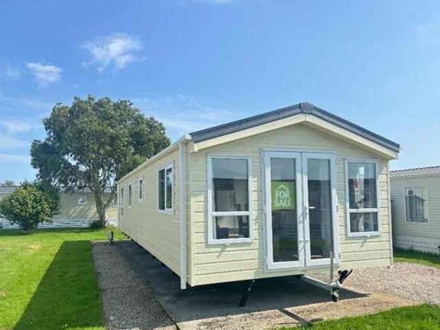 Oaklands Park, Polperro Road, 2 Bedroom Caravan