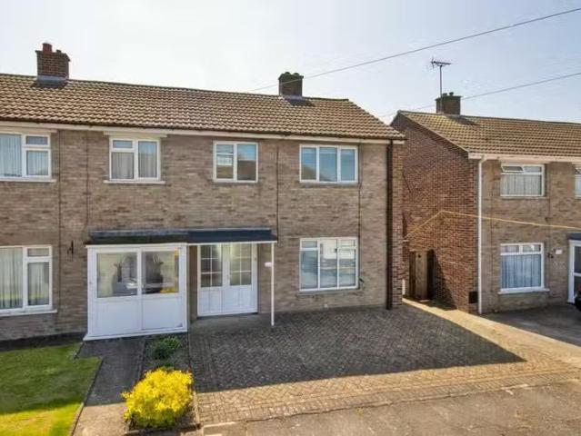 Oaklands Road, Dartford, DA2 3 bed semi detached house for sal.