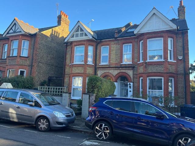Oaklands Road, London W7, 4 bed semi detached house to rent, £3,800 pcm | PrimeLocation