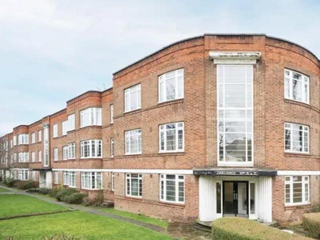 Oaklands, Robinson's Close, London, W13 0DN, United Kingdom | 3 bed apartment for rent #139403663 | Rentberry
