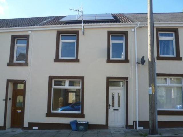 Oaklands Street, Bedlinog, 3 Bedroom Terraced