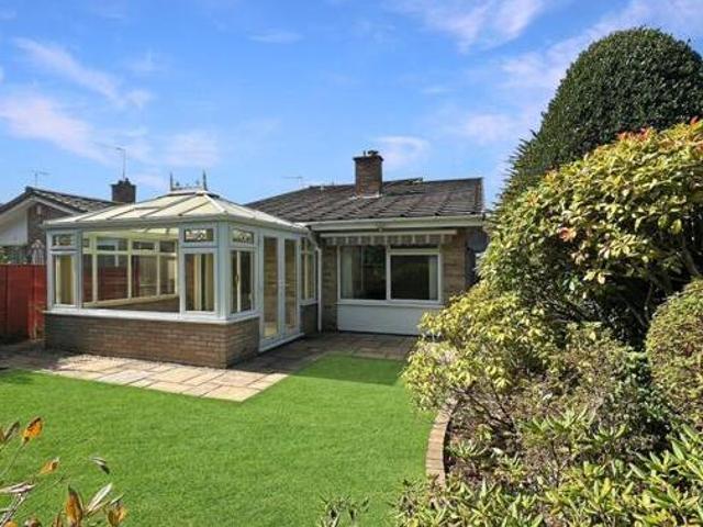 Oakleigh Way, Highcliffe, 2 Bedroom Detached