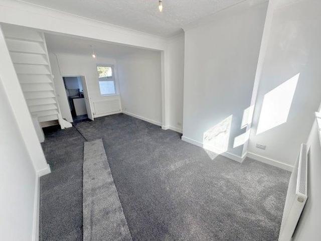Oakleigh Avenue, Southchurch Village, Property for rent