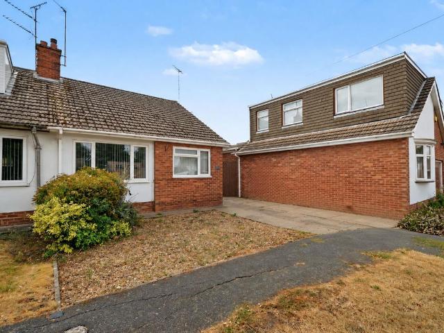 Oakleigh Drive, Duston, Northampton NN5, 2 bed semi detached bungalow to rent, £1,125 pcm | PrimeLocation