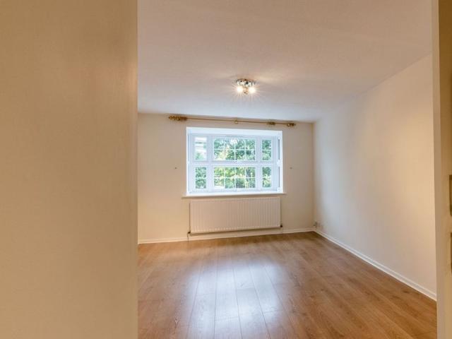 Oakleigh Road North, London N20, 1 bed flat to rent, £1,495 pcm | PrimeLocation