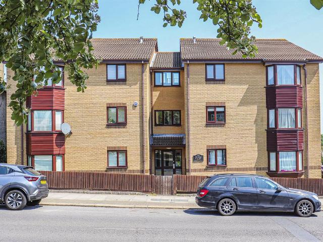 Oakleigh Road North, Whetstone N20, 1 bed flat to rent, £1,650 pcm | PrimeLocation