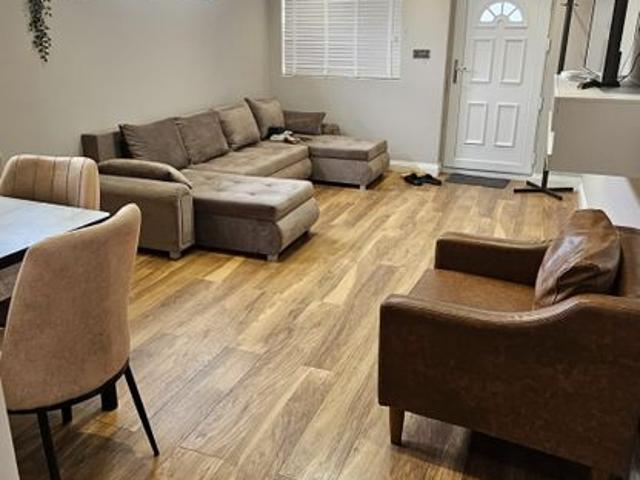 Oakley Avenue, Barking IG11, 1 bed maisonette to rent, £1,700 pcm | PrimeLocation