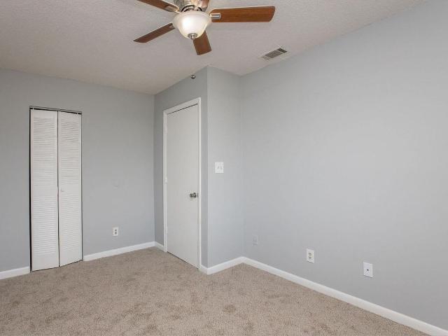 Oakley Grove Townhomes 3 Bedroom Apartment for Rent at 2507 Nottingham Way, Albany, GA 31707