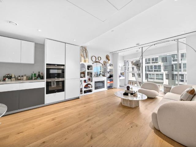 Oakley House, Battersea Roof Gardens London SW11, 1 bed flat to rent, £3,800 pcm | PrimeLocation