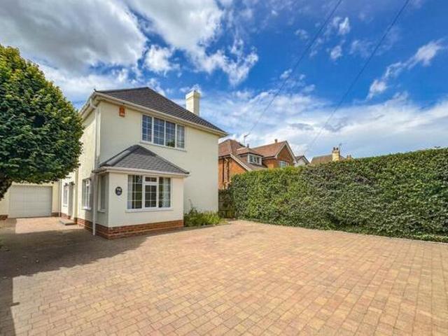 Oakley Hill, Wimborne, 3 Bedroom Detached