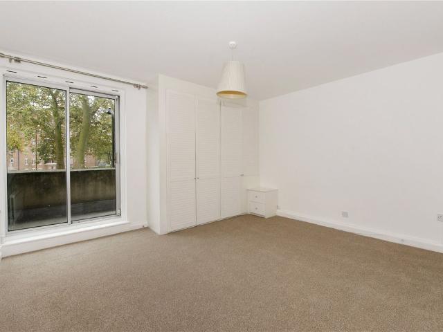 Oakley Square, Mornington Crescent NW1, 3 bed flat to rent, £3,800 pcm | PrimeLocation