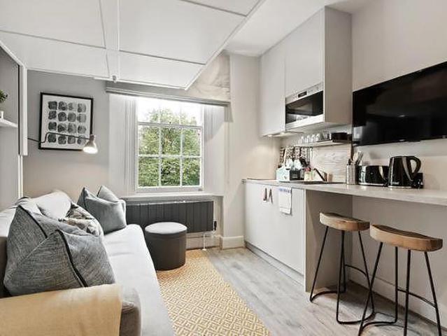 Oakley Square, Mornington Crescent. Studio to rent £1,799 pcm £415 pw