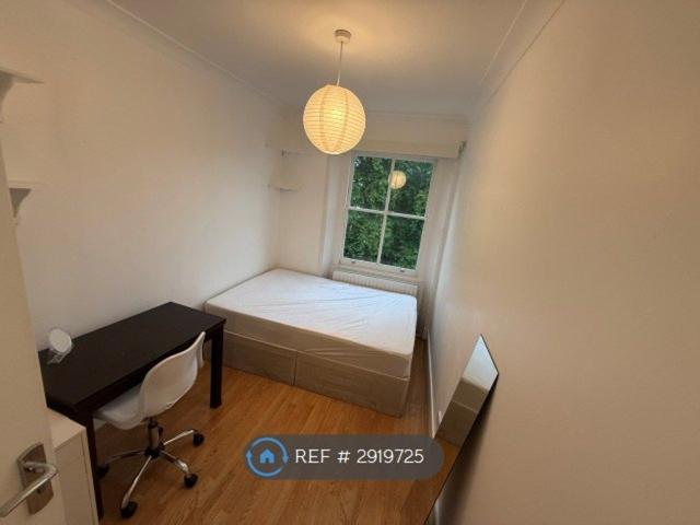 Oakley Square, London NW1, 3 bed flat to rent, £3,595 pcm | PrimeLocation