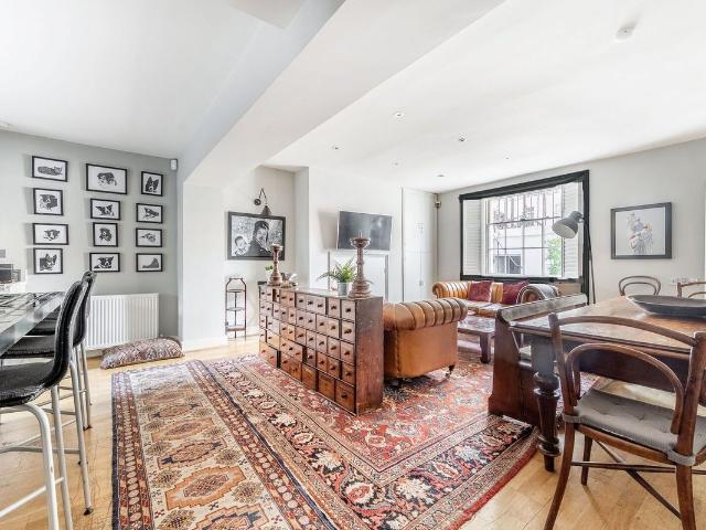 Oakley Street, Chelsea, London SW3, 5 bed terraced house to rent, £21,667 pcm | PrimeLocation