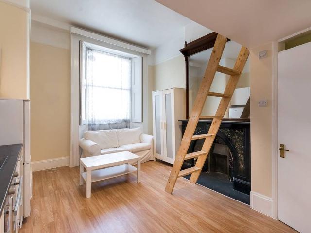 Oakley Street, Chelsea SW3, 1 bed property to rent, £1,700 pcm | PrimeLocation