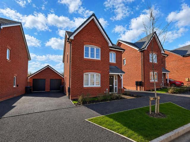 Oakley Road, Kenilworth CV8, 4 bed detached house to rent, £2,100 pcm | PrimeLocation
