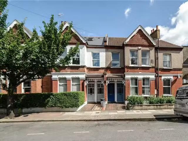 Oakmead Road, London, SW12 9SL