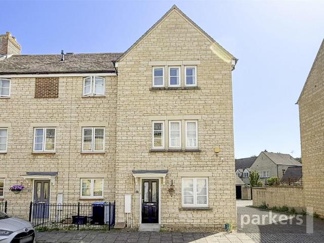 Oakmead, Witney, Oxfordshire, OX28 4 bed end of terrace house to rent £1,925 pcm £444 pw