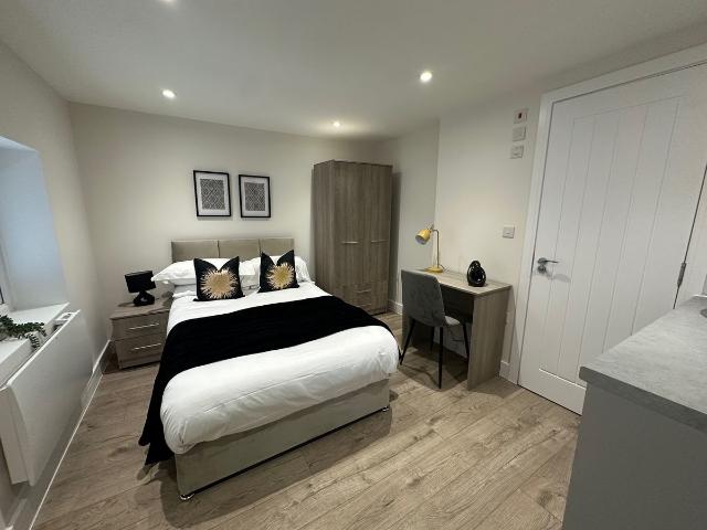 Oakmere Avenue, Potters Bar EN6, Studio to rent, £1,100 pcm | PrimeLocation
