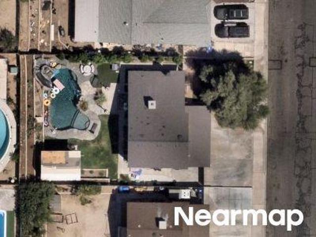 Oakmont Dr