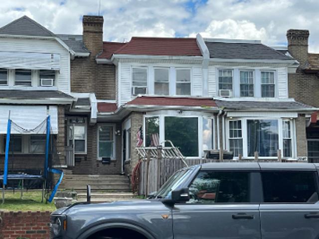 Oakmont St