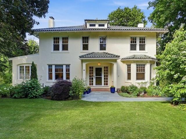 Oakmount Cir, Lexington, Home For Sale