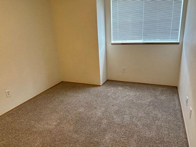 Oakridge 3 Bedroom Apartment for Rent at 2511 Nw Edenbower Blvd, Roseburg, OR 97471