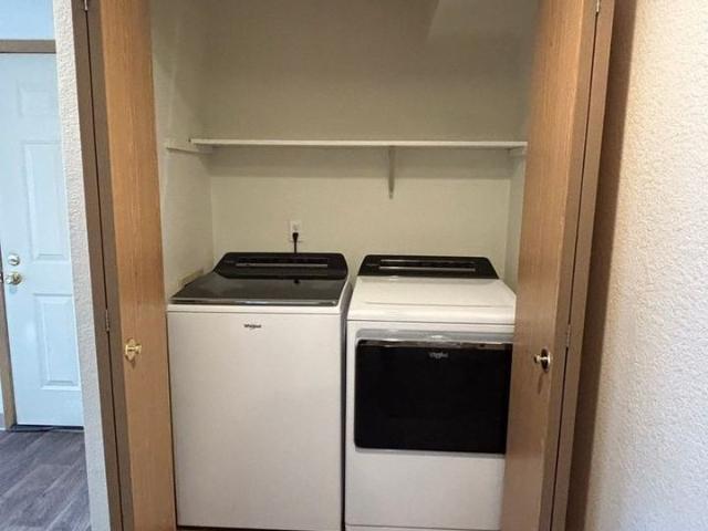 Oakridge 3 Bedroom Apartment for Rent at 2511 Nw Edenbower Blvd, Roseburg, OR 97471