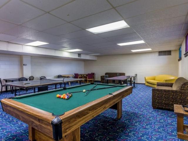 Oakridge Apartments 2 Bedroom Apartment for Rent at 640 Oak Ridge Rd, Hopkins, MN 55305