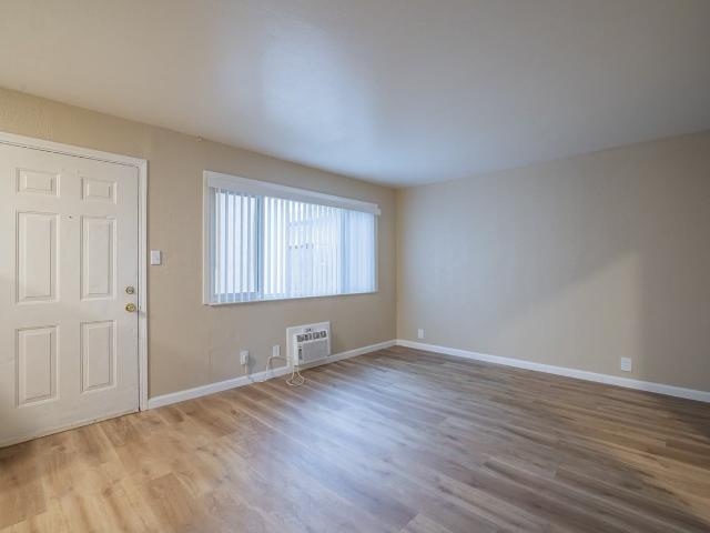 Oakridge Apartments 3 Bedroom Apartment for Rent at 420 Grangnelli Ave, Antioch, CA 94509