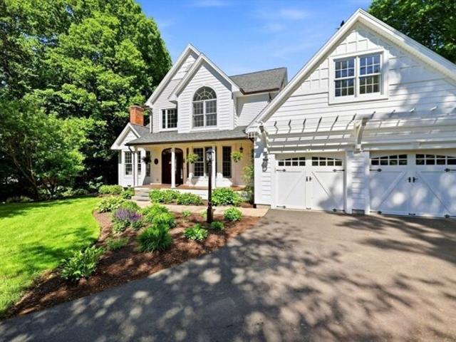 Oakridge Dr, Belchertown, Home For Sale