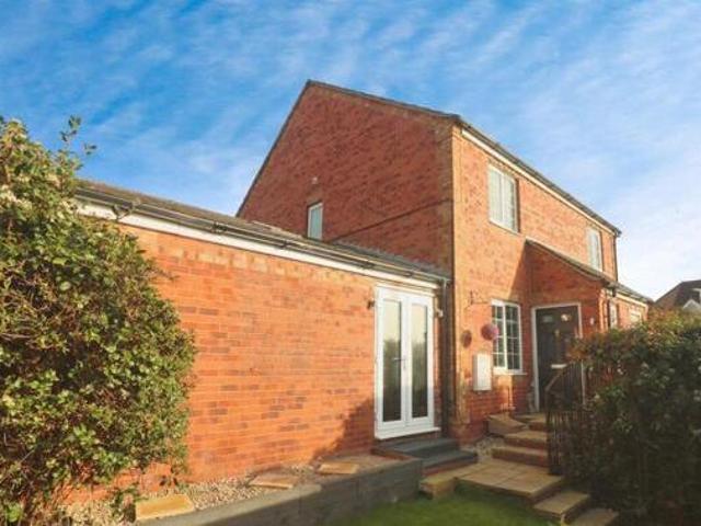 Oakroyd Crescent, Grimethorpe, 3 Bedroom Semi detached