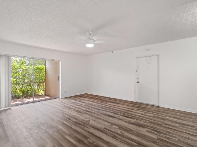 Oaks of Boca Ventures 1 Bedroom Apartment for Rent at 602 Nw 13th St, Boca Raton, FL 33486