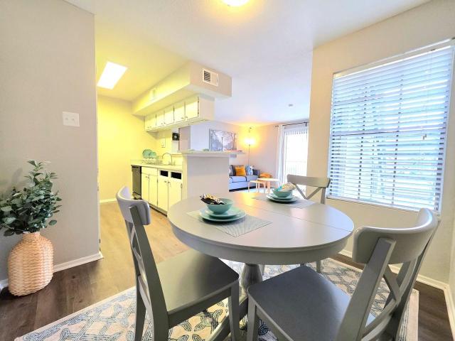 Oaks of Westlakes Apartments 2 Bedroom Apartment for Rent at 534 Hunt Ln, San Antonio, TX 78245