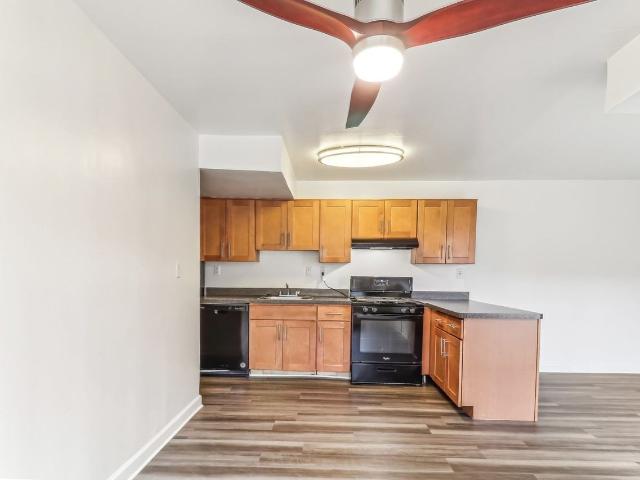 Oaks at Oxon Hill 2 Bedroom Apartment for Rent at 5400 Livingston Ter, Oxon Hill, MD 20745 Oxon Hill Glassmanor