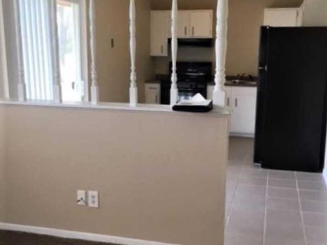 Oaks at Canterbury 1 Bedroom Apartment for Rent at 4 W Canterbury Ct, Ottawa, KS 66067