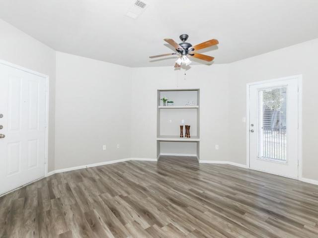 Oaks at La Cantera 1 Bedroom Apartment for Rent at 15726 Chase Hill Blvd, San Antonio, TX 78256