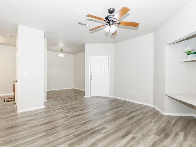 Oaks at La Cantera 1 Bedroom Apartment for Rent at 15726 Chase Hill Blvd, San Antonio, TX 78256